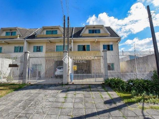 Sobrado com 3 quartos no bairro Guaíra