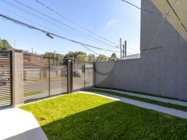 Sobrado com 3 quartos no pilarzinho
