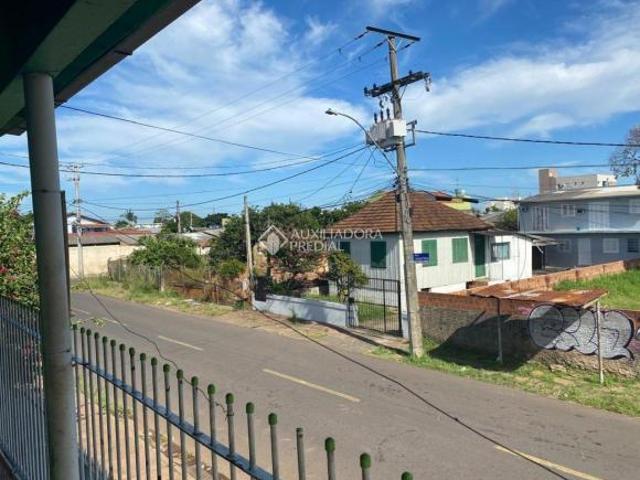 Sobrado com 3 quartos na Campina São Leopoldo