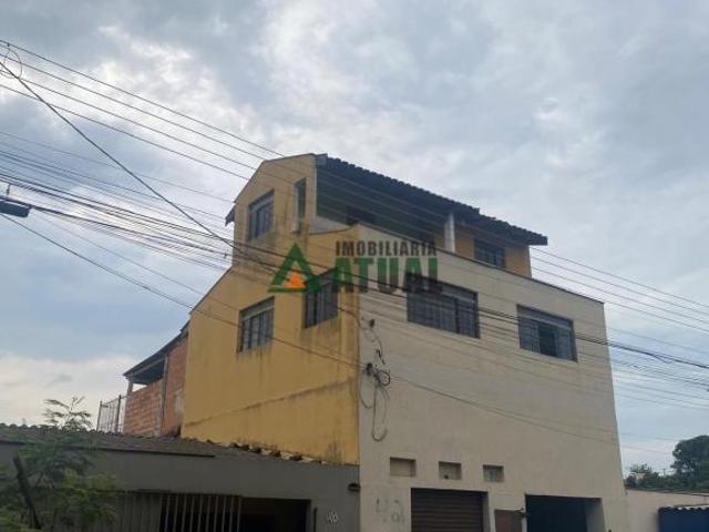 Sobrado com 3 quartos na região leste de Londrina