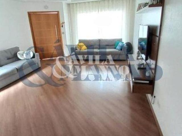Sobrado com 3 quartos na Vila Alpina