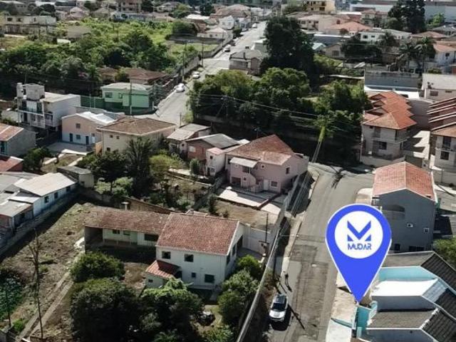 Sobrado com 3 quartos semimobiliado – Uvaranas