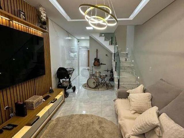 Sobrado com 3 quartos sendo 1 suíte, 4 vagas, área gourmet, 163 m² à venda por R$ 1.150.000 Penha