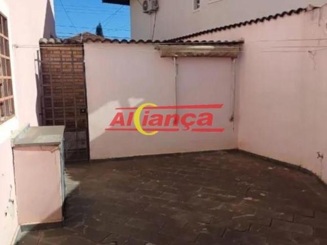 Sobrado com 3 Quartos sendo 1 Suíte, 2 banheiros à Venda, 132 m² No Jardim Vila Galvão
