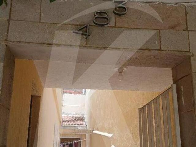 Sobrado com 3 Quartos, sendo 1 Suíte, 2 Vagas de Garagem no Jardim Brasil