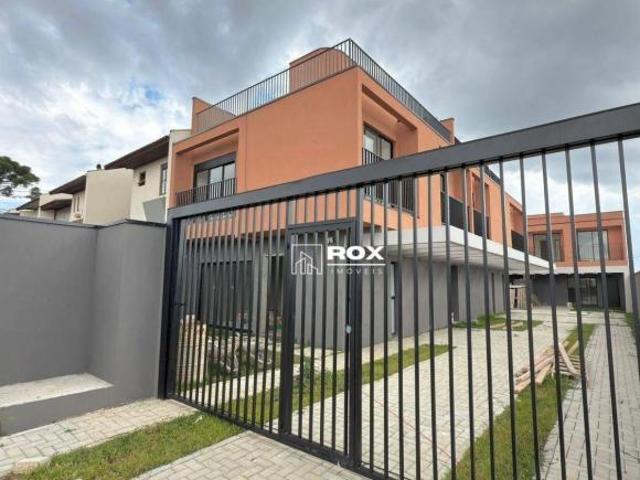 Sobrado com 3 quartos sendo 1 suíte à venda Pilarzinho Curitiba/PR