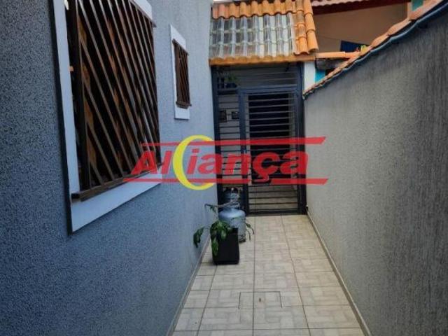 SOBRADO COM 3 QUARTOS SENDO 1 SUÍTE A VENDA, 192 m² Jardim Vila Galvão Guarulhos SP