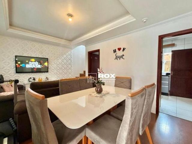 Sobrado com 3 quartos, sendo 1 suíte à venda, 102 m² por R$ 400.000 Costeira Araucária/PR