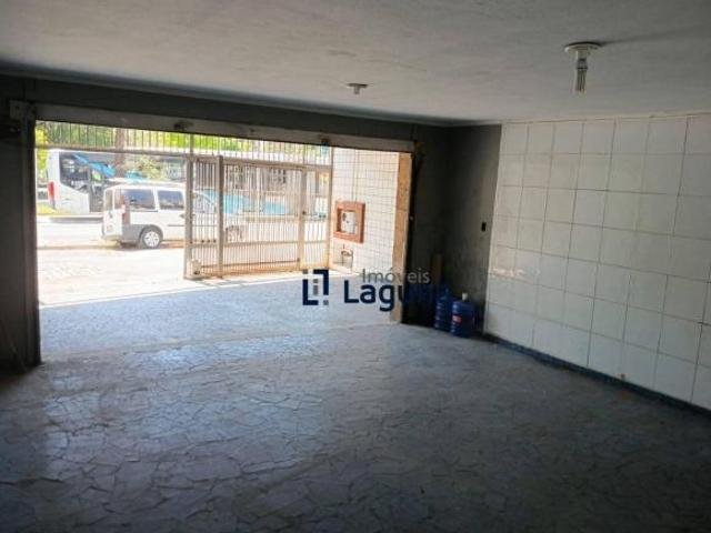 Sobrado com 3 quartos, sendo 1 suíte à venda, 214 m² por R$ 740.000 Centro Santo André/SP