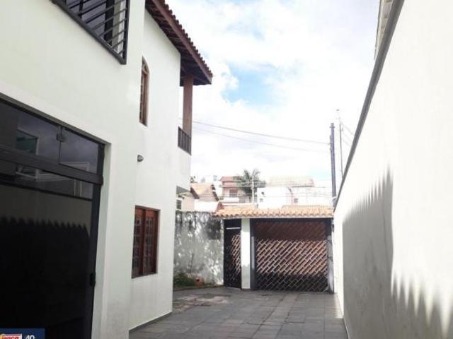 SOBRADO COM 3 QUARTOS, SENDO 1 SUITE COM SACADA À VENDA, 250m² PARQUE RENATO MAIA GUARULHOS/SP