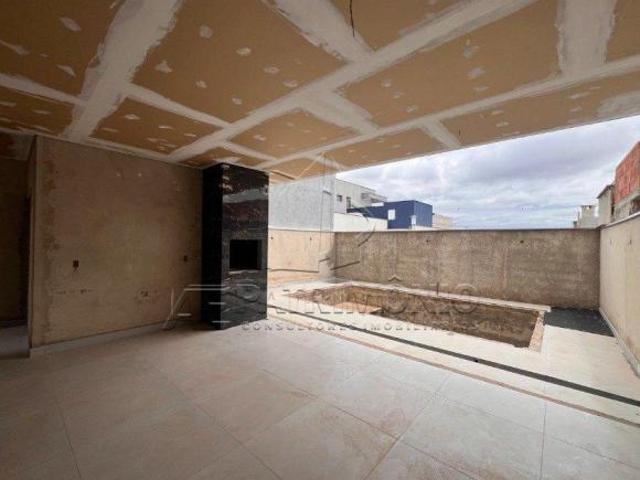 SOBRADO COM 3 QUARTOS SENDO 1 SUITE CLOSET VILLAGIO WANEL