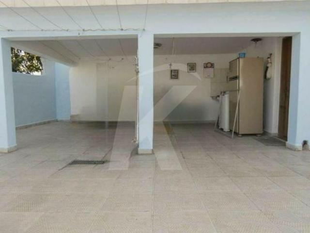 Sobrado com 3 Quartos, sendo 1 Suíte e ampla área externa