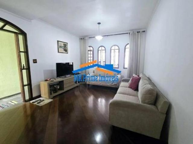 Sobrado com 3 Quartos sendo 1 Suíte + Edícula + 2 Vagas no Bela Vista