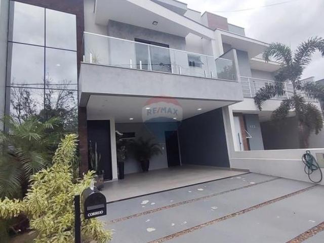 Sobrado com 3 quartos sendo 1 suíte, piscina, no Condomínio Terras de São Francisco, estuda permuta