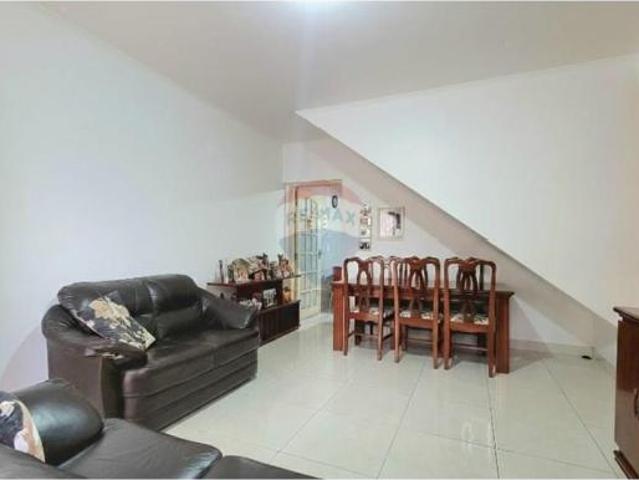 Sobrado com 3 quartos, sendo 1 suítes, vagas de garagem, com 138m² no Bairro Nova Petrópolis SBC