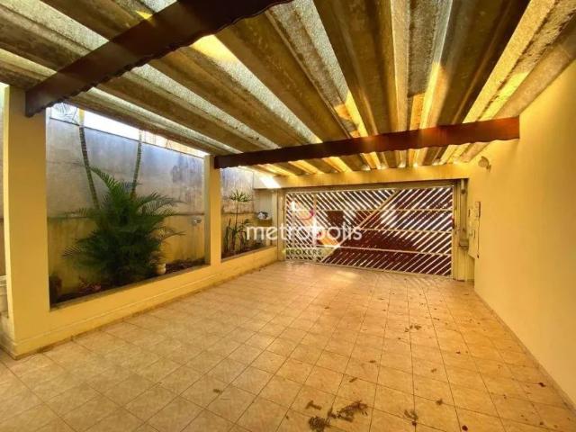 Sobrado com 3 Quartos para venda ou aluguel, 176m² Campestre