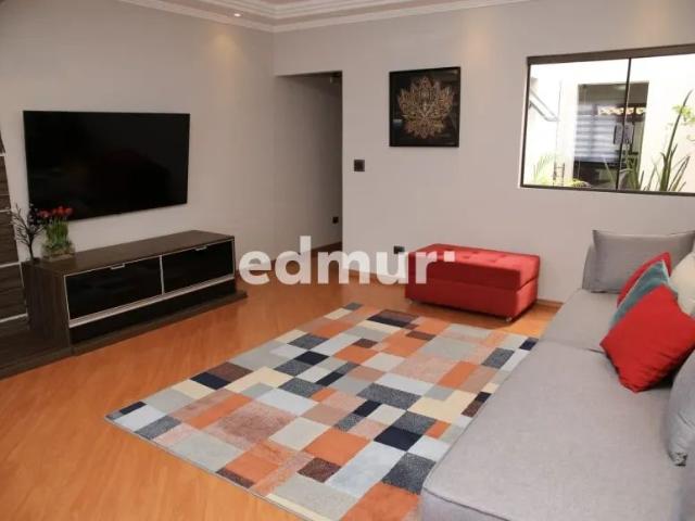 Sobrado com 3 Quartos para venda ou aluguel, 258m² Jardim Las Vegas