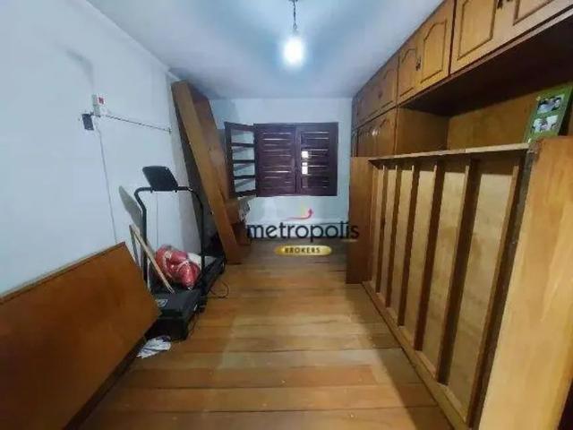 Sobrado com 3 Quartos para venda ou aluguel, 296m² Vila Valparaíso