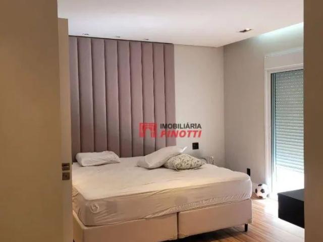 Sobrado com 3 Quartos para venda ou aluguel, 217m² Rudge Ramos