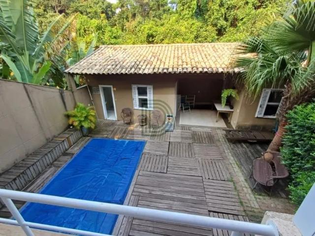 Sobrado com 3 Quartos para venda ou aluguel, 351m² Jardim das Vertentes
