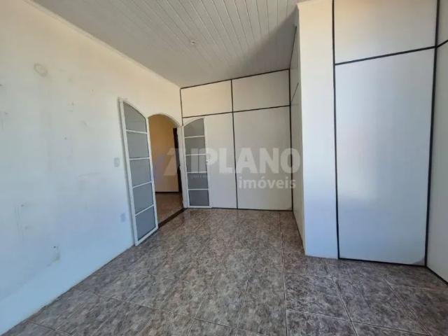 Sobrado com 3 Quartos para alugar, 120m² Centro