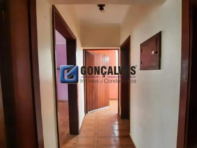 Sobrado com 3 Quartos para alugar, 154m² Rudge Ramos