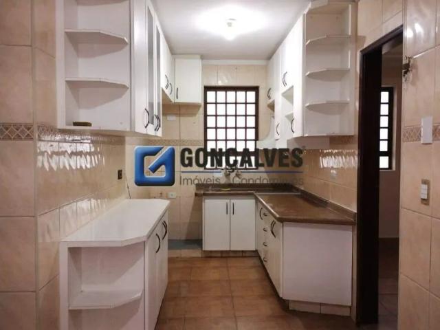 Sobrado com 3 Quartos para alugar, 160m² Anchieta