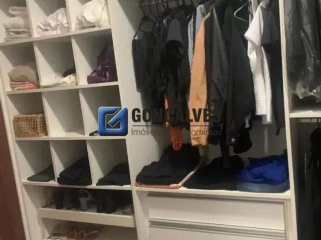 Sobrado com 3 Quartos para alugar, 175m² Jardim Pilar
