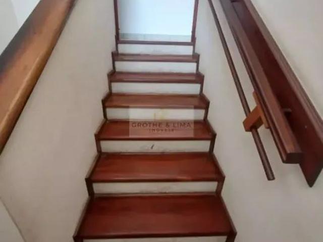 Sobrado com 3 Quartos para alugar, 176m² Jardim Gurilândia