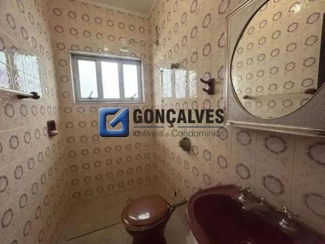 Sobrado com 3 Quartos para alugar, 178m² Rudge Ramos