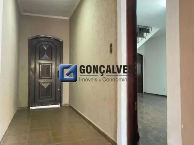 Sobrado com 3 Quartos para alugar, 220m² Anchieta