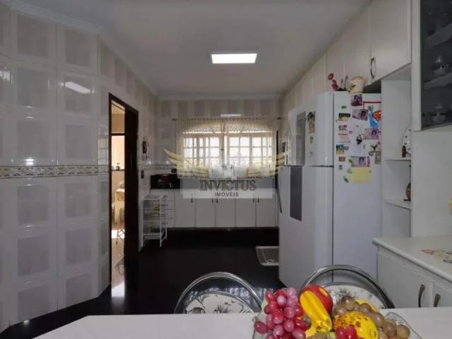 Sobrado com 3 Quartos para Alugar, 235m² Vila Sacadura Cabral em Santo André/SP