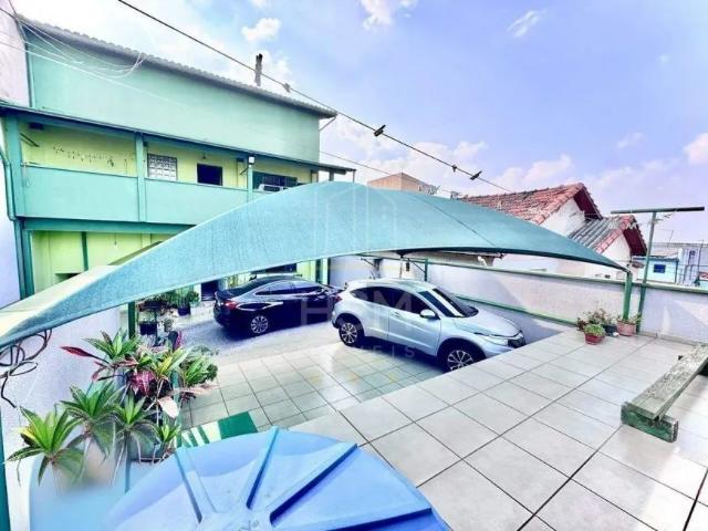Sobrado com 3 Quartos para alugar, 233m² Vila Junqueira