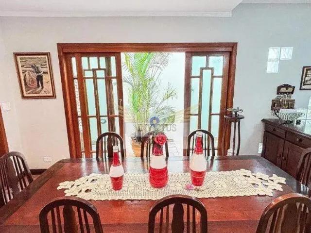 Sobrado com 3 Quartos para Alugar, 339m² Campestre, Santo André/SP