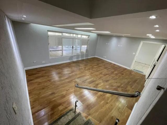 Sobrado Comercial localizado no Bairro Santa Paula, em São Caetano Do Sul