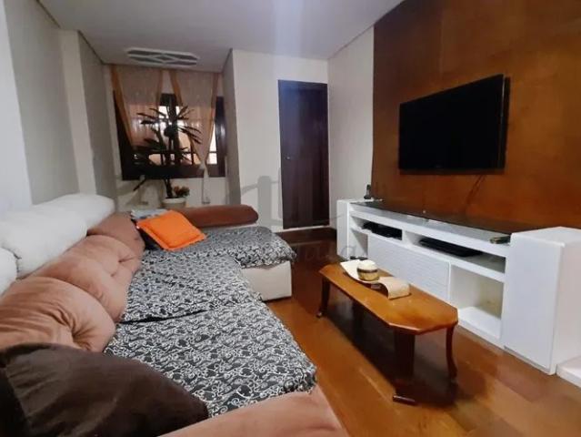 Sobrado com 3 quartos para alugar