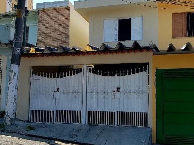 Sobrado com 3 quartos para alugar no Jardim Prudência