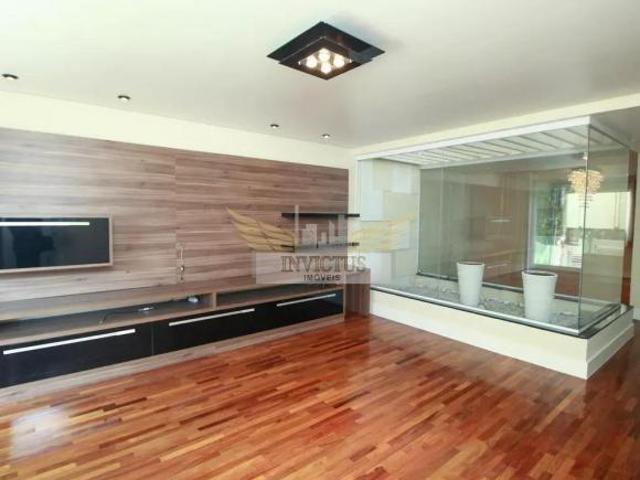 Sobrado com 3 Quartos para Comprar, 240m² Bairro Jardim, Santo André/SP