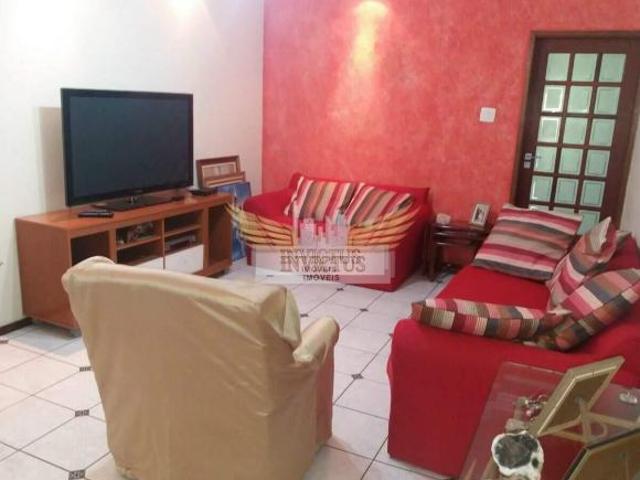 Sobrado com 3 Quartos para Comprar, 285m² Santa Maria, Santo André/SP