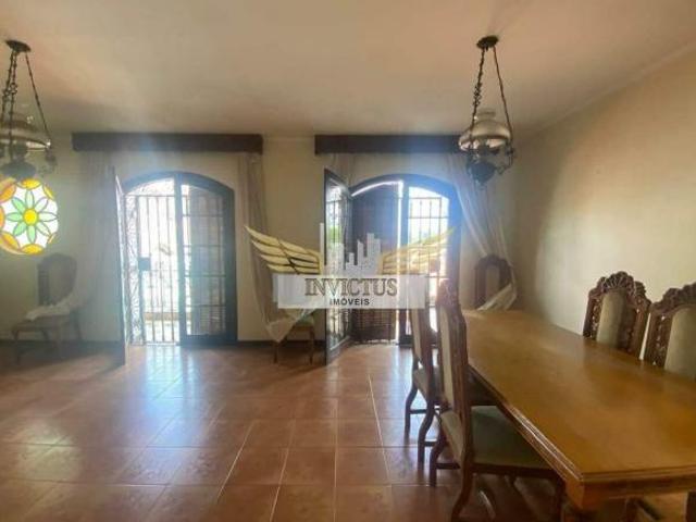 Sobrado com 3 Quartos para Comprar, 298m² Campestre, Santo André/SP