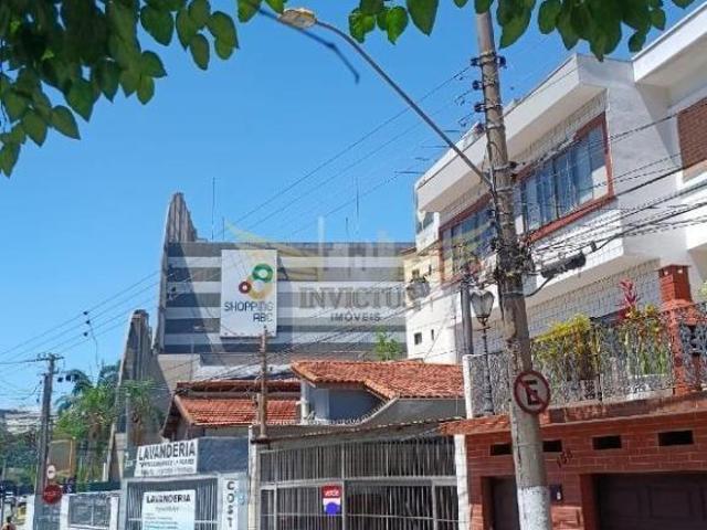 Sobrado com 3 Quartos para Comprar, 214m² Jardim Bela Vista, Santo André/SP
