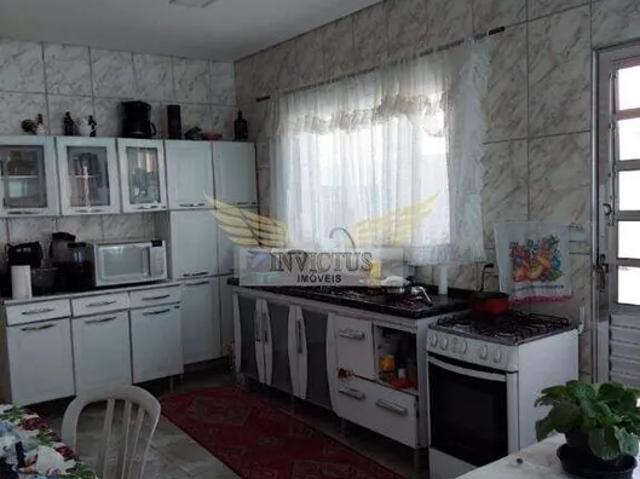 Sobrado com 3 Quartos para Comprar, 350m² Parque Capuava, Santo André/SP
