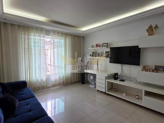 Sobrado com 3 Quartos para Comprar, 325m² Vila Valparaíso, Santo André/SP