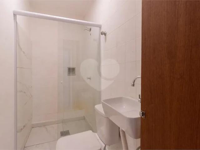 Sobrado com 3 quartos para locação em Jardim Das Bandeiras SP