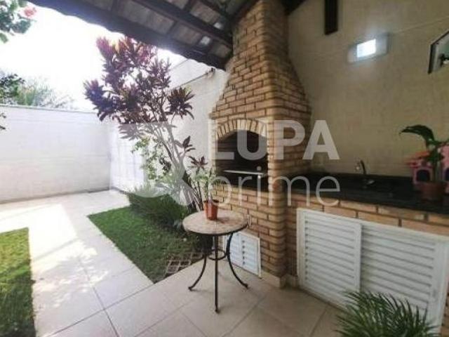 SOBRADO COM 3 QUARTOS, QUINTAL, 2 VAGAS, PARA VENDA, VILA NOVA MAZZEI, SÃO PAULO