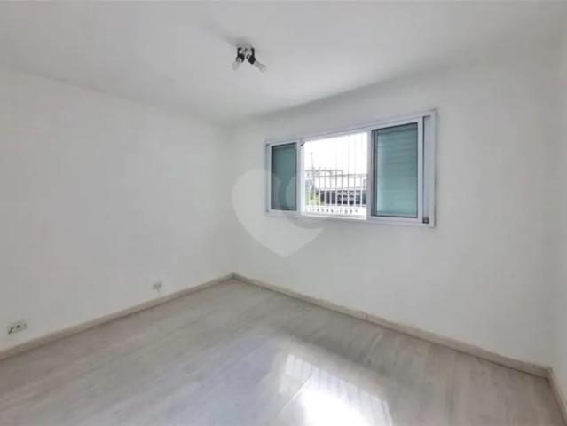 Sobrado à venda com 3 quartos, sendo 2 suítes, em Jardim Ester Yolanda, São Paulo SP