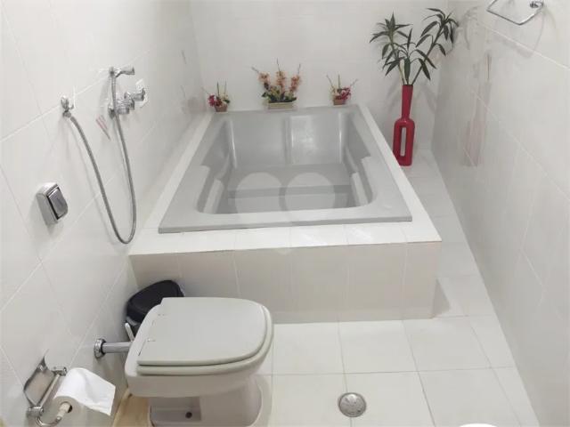 Sobrado com 3 quartos à venda em Vila Graciosa SP