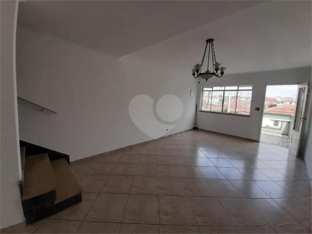 Sobrado com 3 quartos à venda em Vila Nivi SP