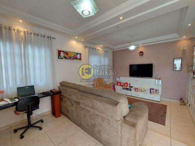 Sobrado com 3 quartos, Vila Lavínia, Mogi das Cruzes R$ 1.6 mi, Cod: 645001