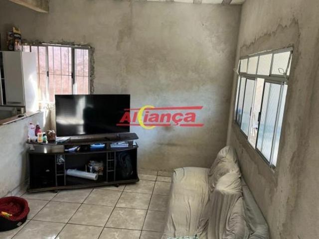 SOBRADO COM 3 RESIDÊNCIAS PARA RENDA JD. LEBLON GUARULHOS SP